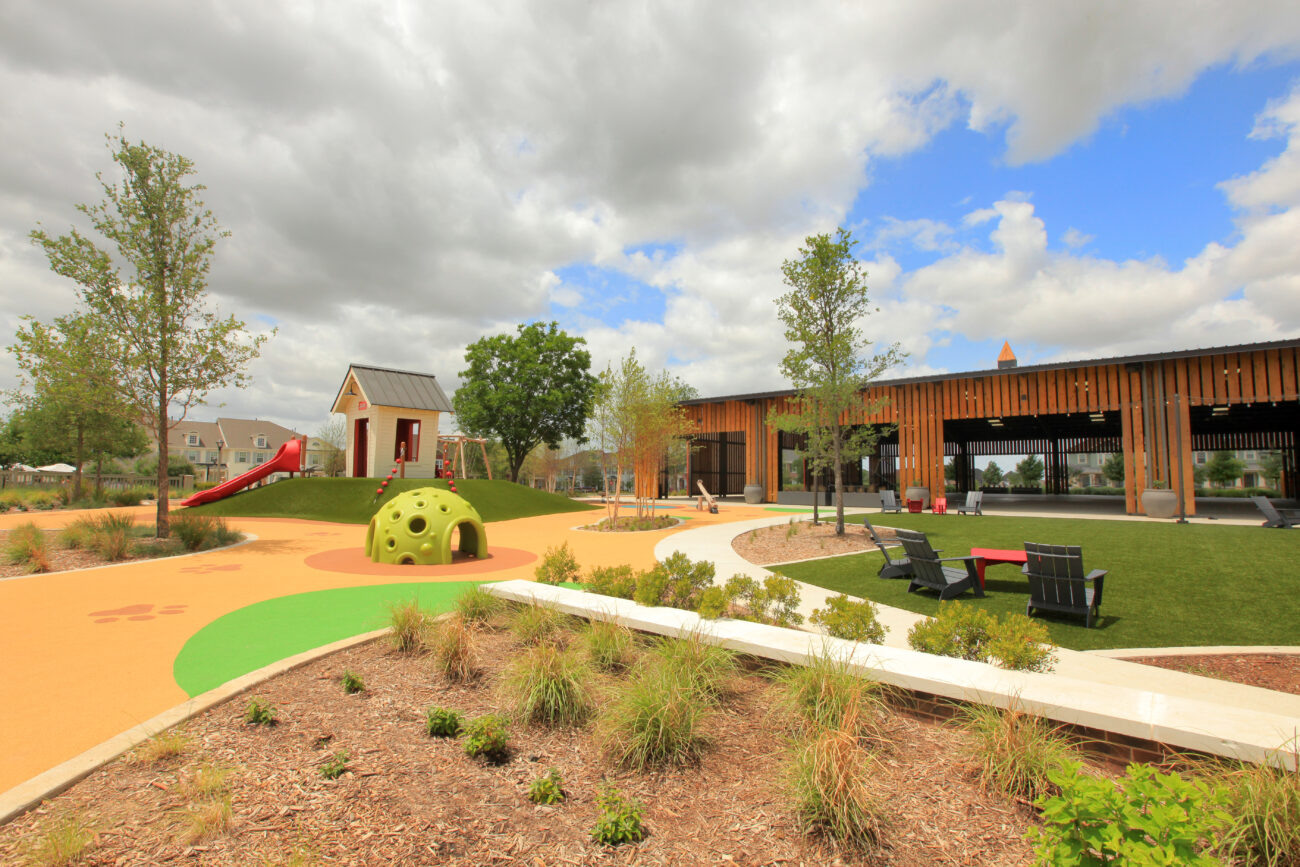 The Arena has a Pavilion, Park, Grills & Sports Courts